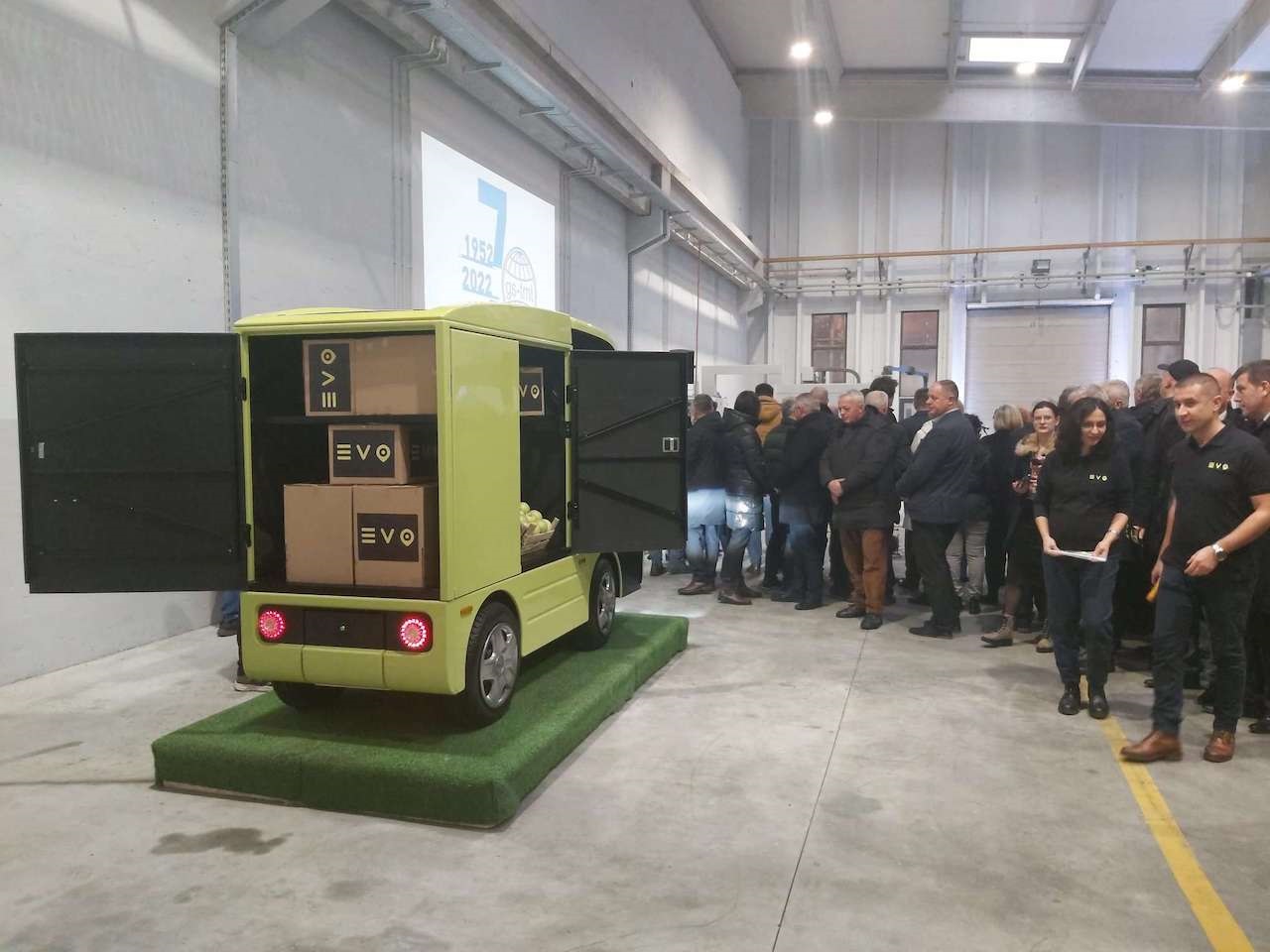 GS-TMT otvorio novu halu u kojoj će proizvoditi električno dostavno ...