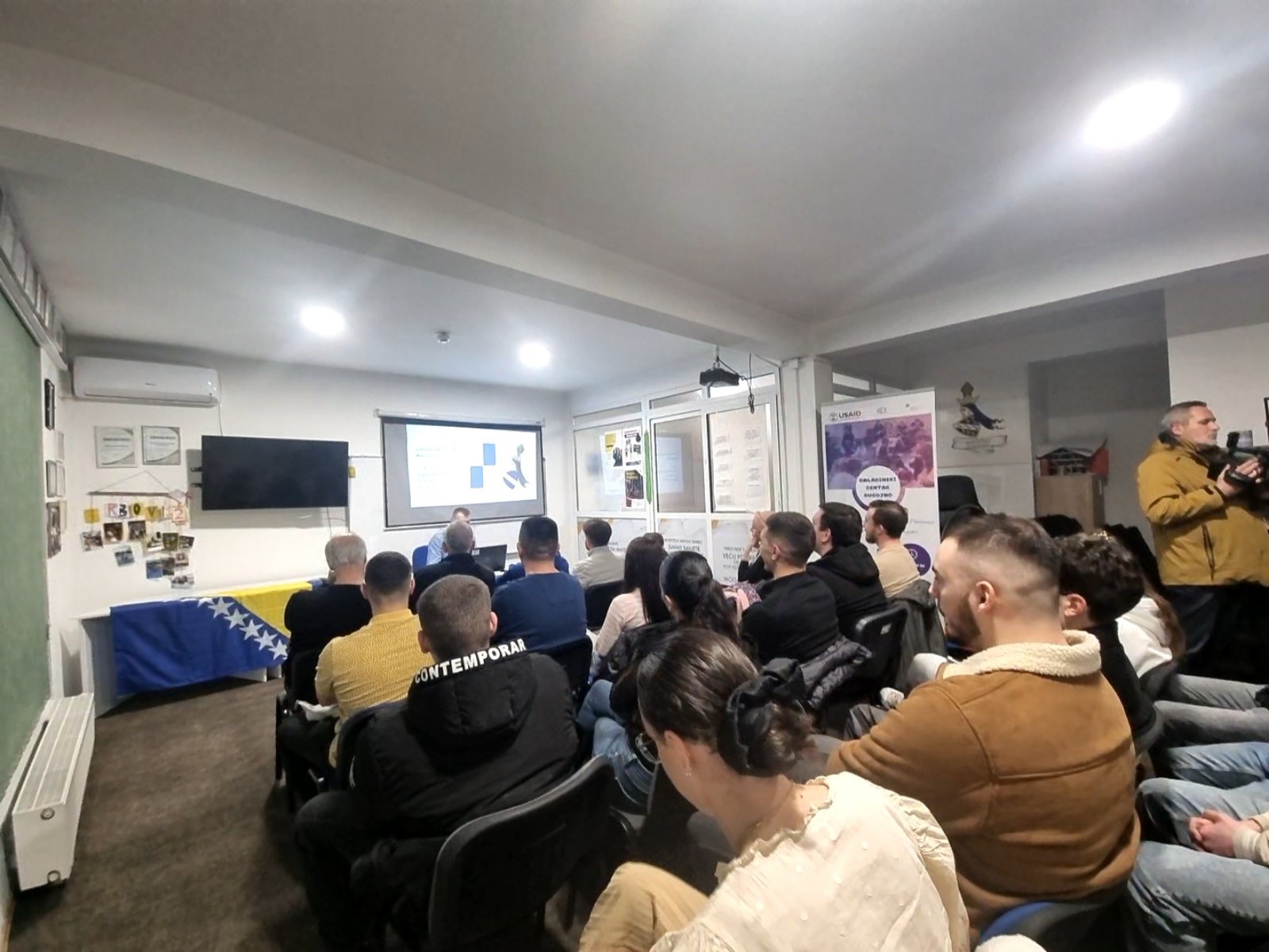 Omladinski centar Bugojno obilježio 1.mart, Dan nezavisnosti Bosne i ...