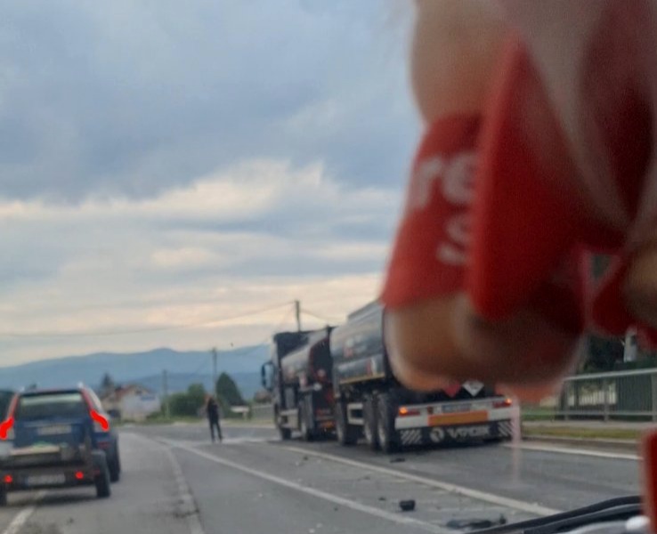Sudar cisterne i auta kod Bugojna: Četvero povrijeđenih - Bug.ba - Info portal Bugojno